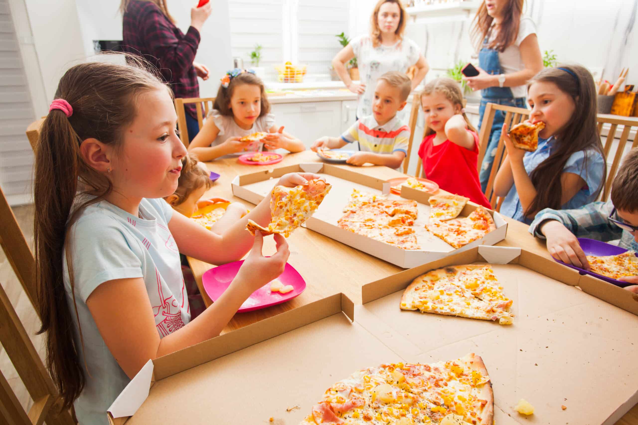 Winter Birthday Party? Ordering Pizza Is Always the Right Choice ...